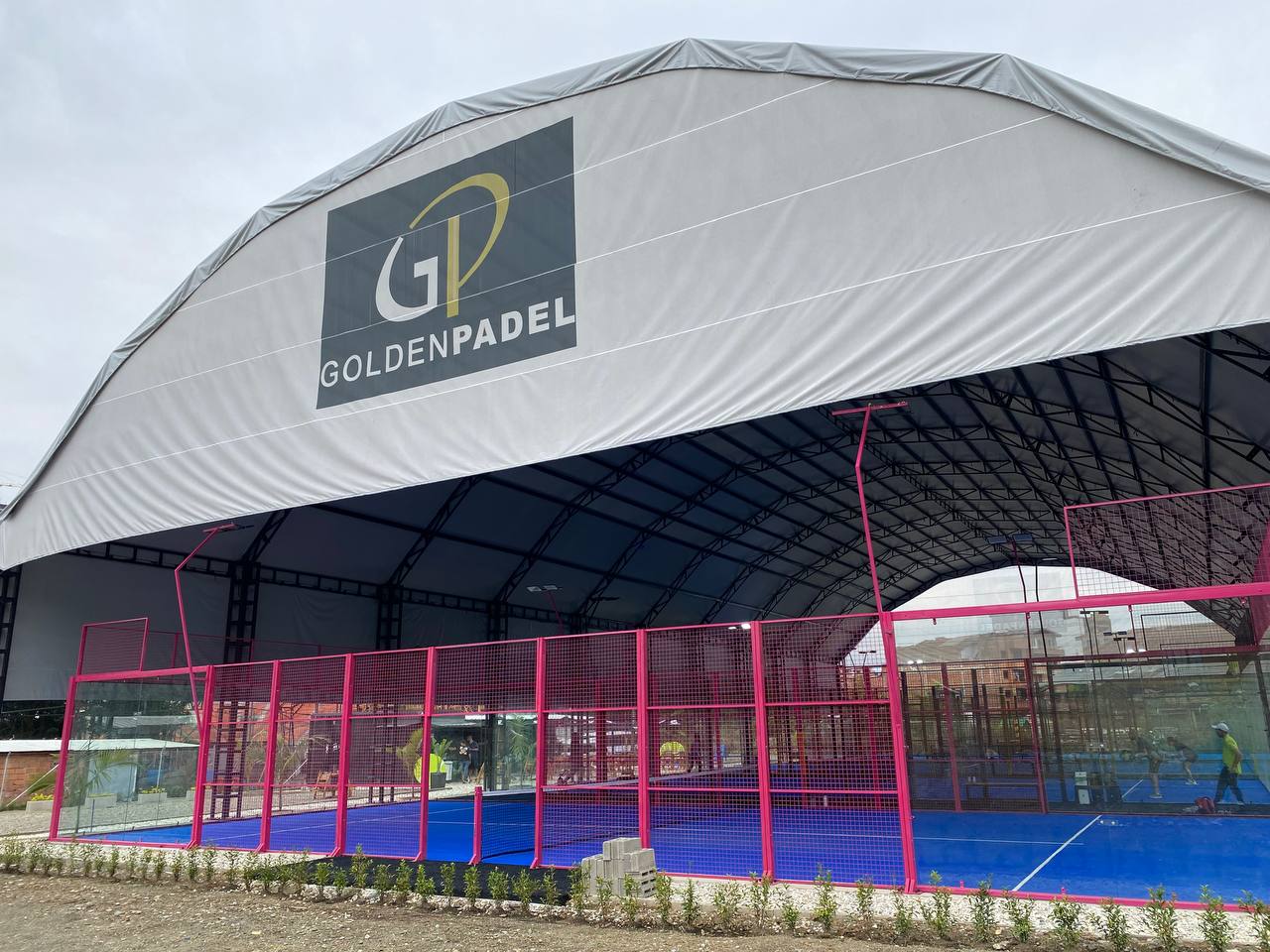 Golden Padel - Club de Pádel en Envigado | Comando Construcciones